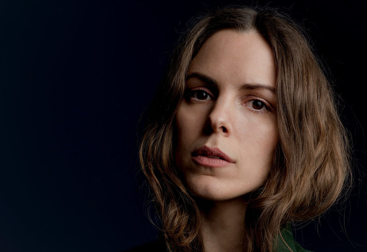 Lara Di Lara hakkında bilmeniz gereken 7 şey | Dergy | Müzik · Sinema ...