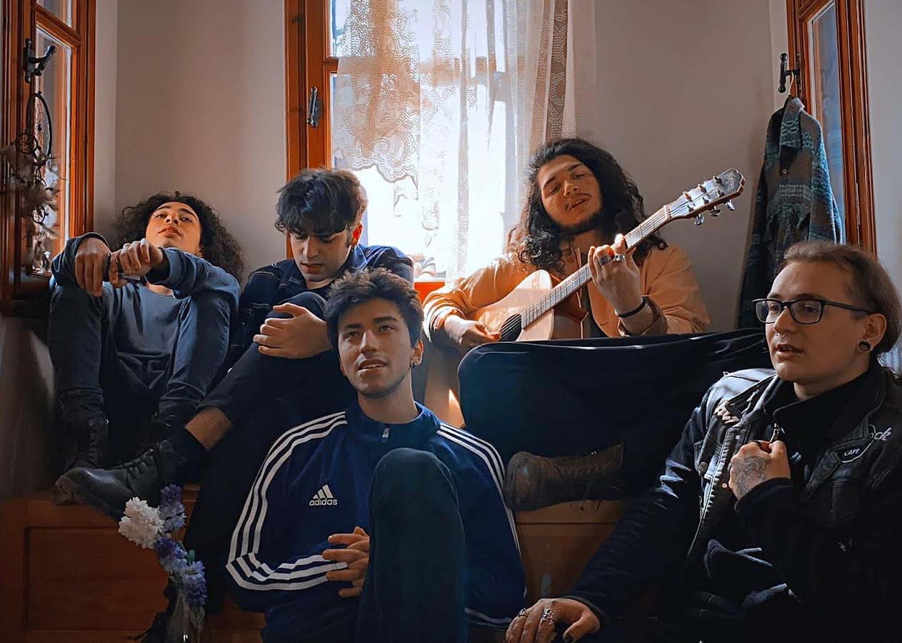 Yabancılar: "Türümüzün öleceğine inanmıyoruz" | Dergy | Müzik · Sinema ...